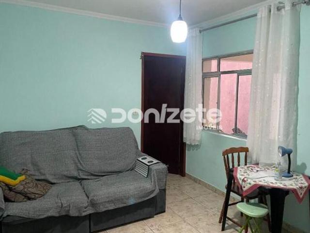 Sobrado Residencial com 3 Quartos, Suíte e Financiamento: Jardim Cristiane, Santo André
