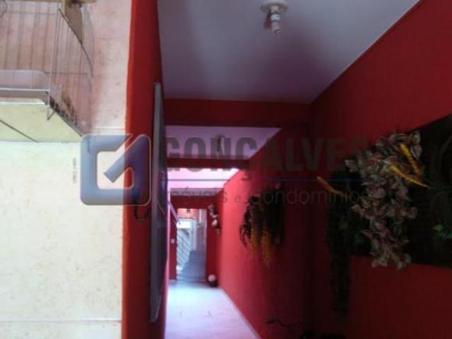 Sobrado Residencial com 3 Quartos, Quintal e Churrasqueira em Demarchi – SBCampo