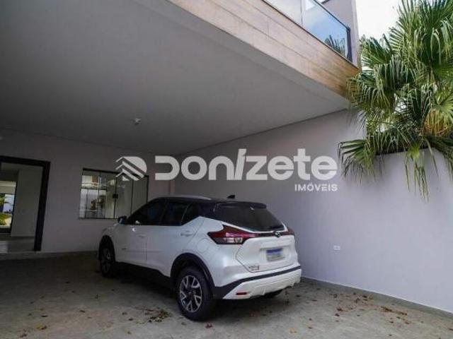 Sobrado residencial com 3 suítes, 4 vagas e 190 m² em Vila Guiomar, Santo André – Financiamento Disp