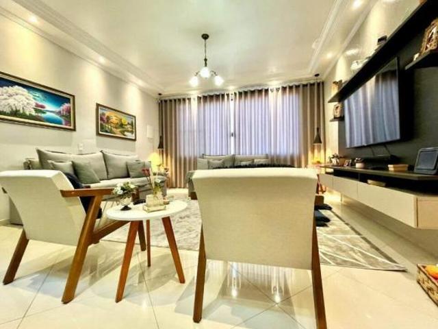 Sobrado Residencial com 3 Suítes, 4 Vagas e Mobília Completa em Santo André – Financia/Permuta