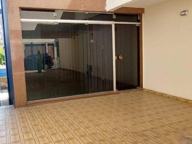 Sobrado Residencial com 3 suítes, 6 vagas e 283 m² em Vila Eldízía – Financiamento permitido