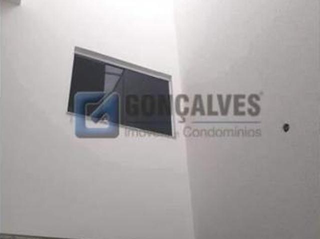 Sobrado Residencial com 3 suítes, 6 vagas e grande área em Jardim Bom Pastor – Santo André