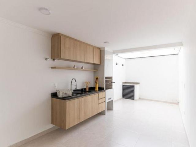 Sobrado Residencial com 3 suítes 140m² Parada Inglesa ZN/SP