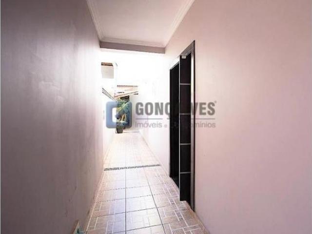 Sobrado Residencial com 3 Suítes, 2 Vagas Jardim Stella, Santo André