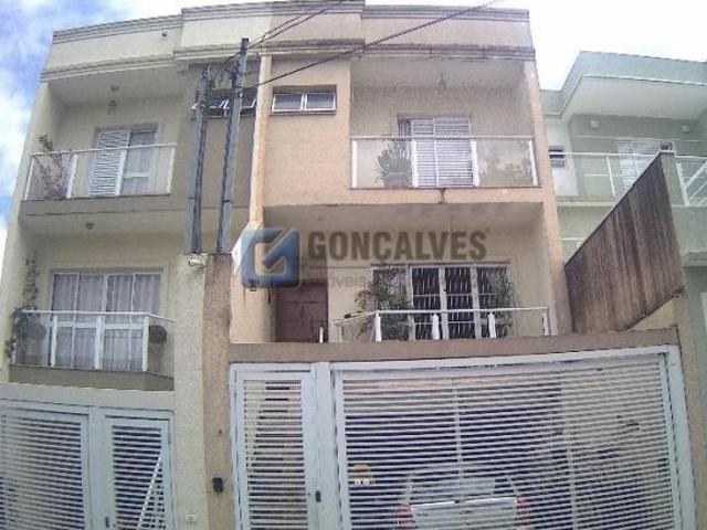 Sobrado Residencial com 3 suítes, 3 vagas e 180 m² em Vila Nova Santa Luzia