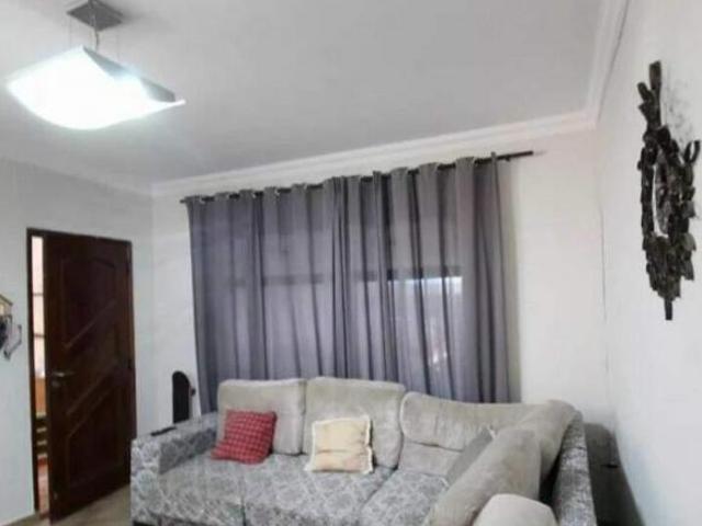 Sobrado Residencial com 3 Suítes, Varanda Gourmet e Financiamento Aceito – Jardim Alvorada, Santo An