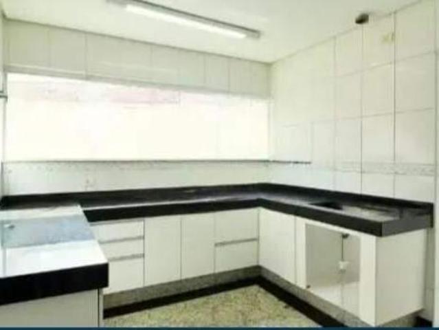 Sobrado Residencial com 3 Suítes e Varanda Gourmet — Vila Gilda, Santo André