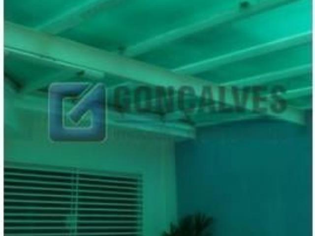 Sobrado Residencial com 3 Suítes e 2 Vagas em Rudge Ramos, SB Campo – R$865.000