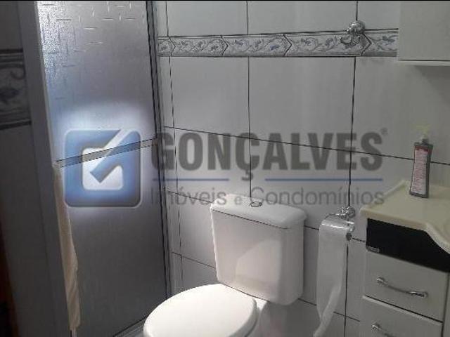 Sobrado Residencial com 3 Suítes e 2 Vagas – Paulicéia, SBC