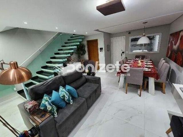 Sobrado Residencial com 3 suítes no Campestre, Santo André — 149 m² de área útil e 4 vagas