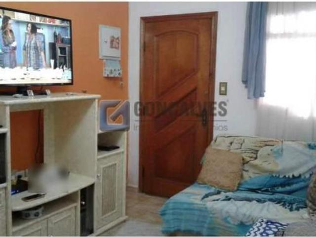 Sobrado Residencial com Terreno em Ferrazópolis – 2 Quartos, 2 Vagas, 158 m² Úteis