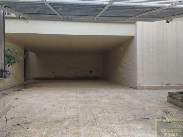 Sobrado Residencial com vaga para 5 carros na Vila Madalena!
