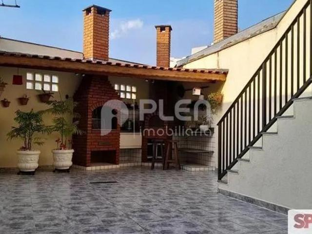 Sobrado residencial com área de 260,00 m²com 3 dormitórios sendo 1 suíte