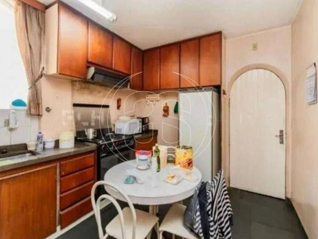 Sobrado residencial com edícula á venda