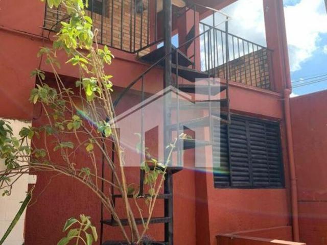 Sobrado residencial / comercial com 300 m² a venda no Jardim Taboão