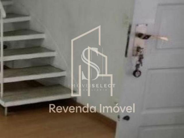 Sobrado Residencial de 160m² com 2 dormitório, edícula, 2 vagas em Moema São P