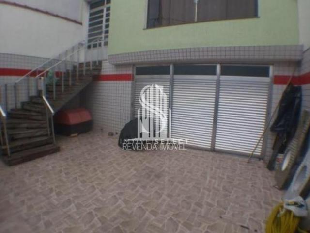 SOBRADO RESIDENCIAL DE 196M², POSSUI 3 DORMITÓRIOS 2 SUÍTES, 2 SALAS E 4 VAGAS, À VENDA EM SACOMÃ