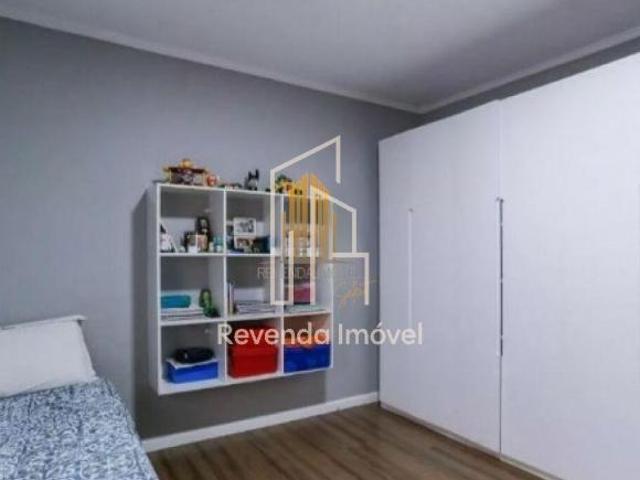 SOBRADO RESIDENCIAL DE 200M² POSSUI 3 DORMITÓRIOS 1 SUÍTE E 2 VAGAS Á VENDA