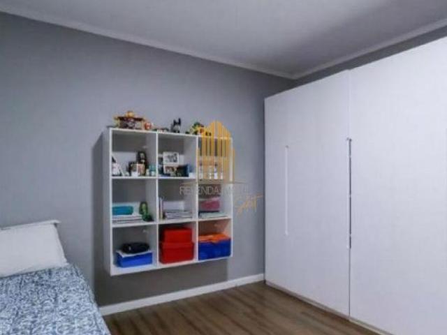 SOBRADO RESIDENCIAL DE 200M² POSSUI 3 DORMITÓRIOS 1 SUÍTE E 2 VAGAS Á VENDA NA REGIÃO DA LAPA