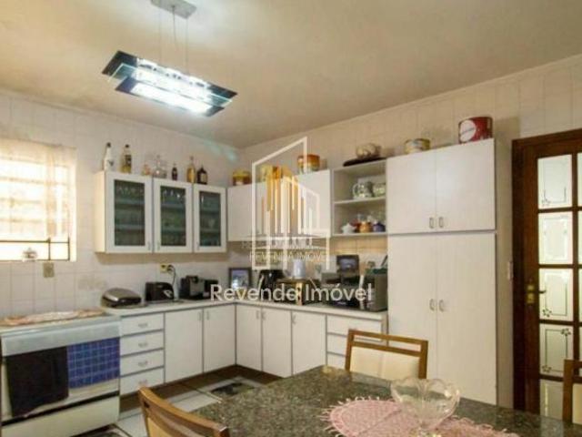 SOBRADO RESIDENCIAL DE 209M² POSSUI 3 DORMITÓRIOS, 1 BANHEIRO E 3 VAGAS Á VENDA NA REGIÃO DO SACOMÃ