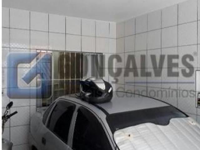Sobrado Residencial de 3 Quartos em Vila das Valsas, SBC – R$ 318.000