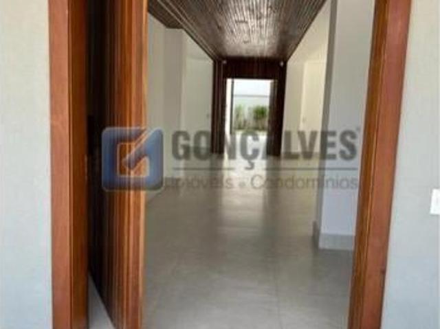 Sobrado Residencial de 4 suítes à venda no Swiss Park, SBC