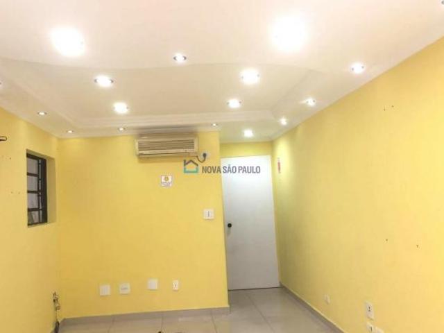 Sobrado residencial e comercial ao lado do Metrô São Judas