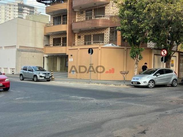 SOBRADO RESIDENCIAL E COMERCIAL COM 4 PAVIMENTOS NO SETOR BUENO NA T47 PROXIMO A UNIMED VN39738