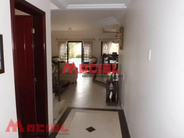 SOBRADO RESIDENCIAL EM CONDOMINIO FECHADO SUNSET PARK
