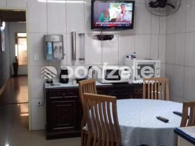 Sobrado Residencial em Jardim Santo André – 3 Dormitórios, 3 Vagas, Financia