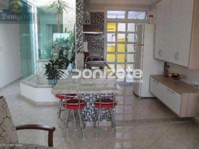 Sobrado residencial em Paraíso, Santo André – 3 quartos, 5 vagas, financia/permuta