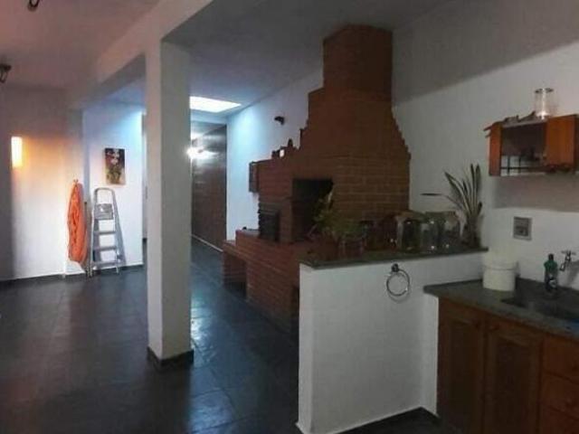 Sobrado residencial em Parque São Vicente, Mauá – 3 quartos 1 suíte e 3 vagas | Financiamento acei