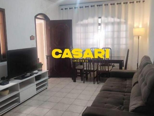 Sobrado Residencial em Rudge Ramos, São Bernardo do Campo – 2 Quartos, 1 Suíte