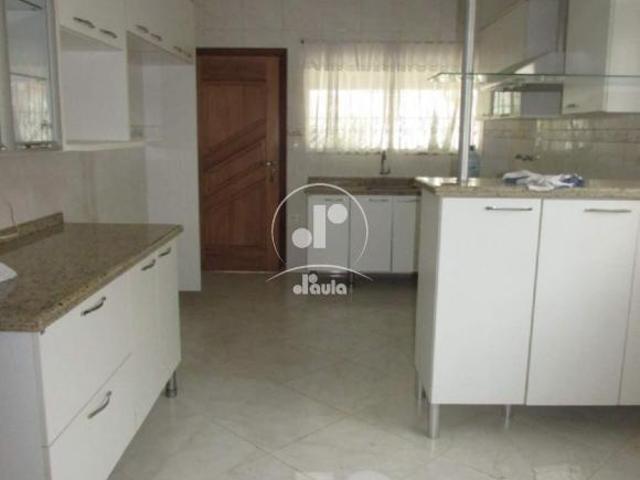 Sobrado residencial em Santo André Jardim Bela Vista | 4 quartos, 3 vagas | Aceita financiamento
