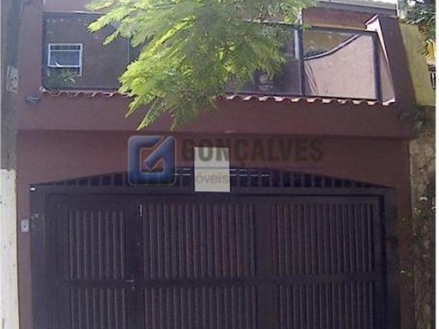 Sobrado Residencial em Taboão, SBC – 199 m², 3 Dormitórios 1 suíte com 2 Vagas