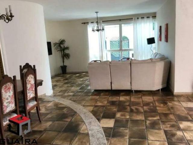 Sobrado Residencial em Vila Mariana com 326m²