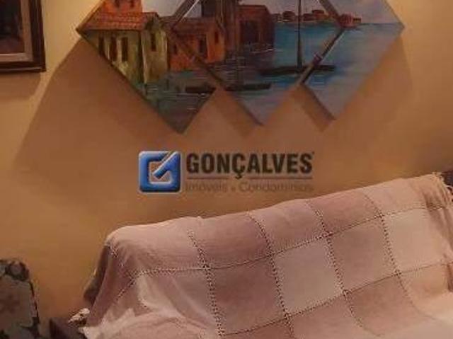 Sobrado residencial frente em Santo André Jardim Las Vegas | 3 dorms, 1 suíte, 2 vagas