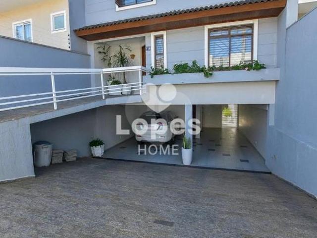 Sobrado Residencial Jardim das Américas Área Útil: 310 m² Área Total: 325 m²