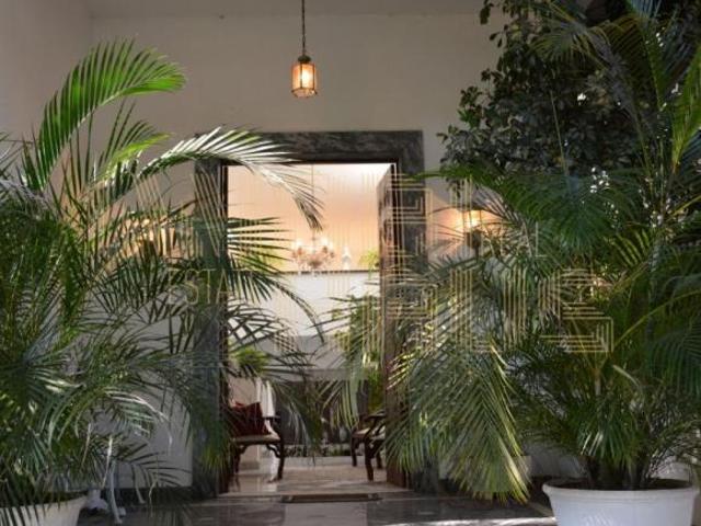 SOBRADO RESIDENCIAL JARDIM PETRÓPOLIS 6 QUARTOS