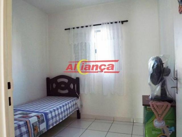 Sobrado Residencial Parque Cumbica 2 quartos, 1 banheiro, 1 vaga. Ok para financiar !