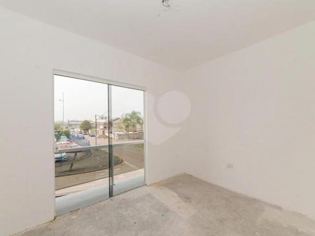 Sobrado Residencial Sitio Cercado Área útil:110,59 m² Área Total: 110,59 m²