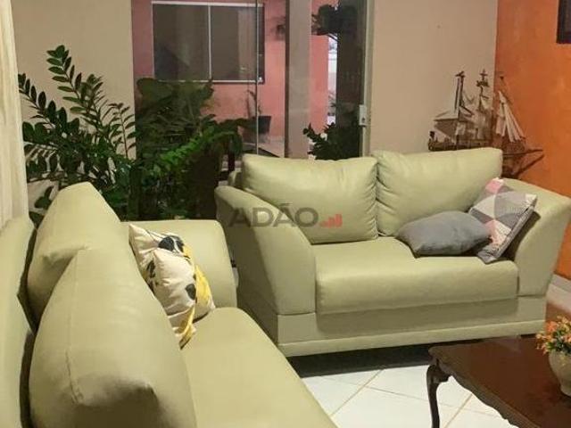 Sobrado Residencial Village Veneza Casa de Rua com 3 Quarto s por R$ 1100000.00 no setor Village Ve