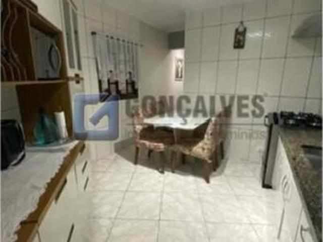 Sobrado Residencial 2 Dormitórios com 1 Vaga em Santo André Condomínio Maracanã