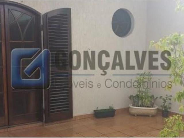 Sobrado Residencial 3 Dormitórios com Suíte e 3 Vagas em Jordanópolis, SBC