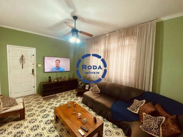 Sobrado Residencial 3 Dormitórios com 3 Vagas em Campo Grande, Santos – Financia