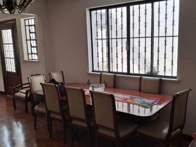 Sobrado Residencial 3 Dormitórios em Mirandópolis com 330m²