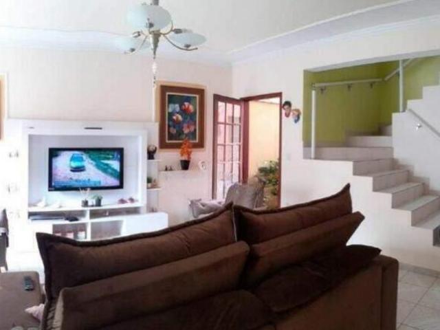 Sobrado Residencial 3 Dorms + 3 Vagas no Campestre, Santo André