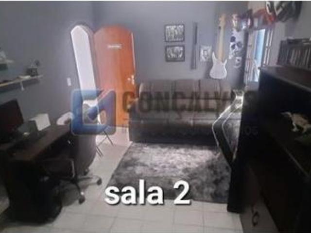 Sobrado residencial 3 dorms 1 suíte com 3 vagas | Cond. Maracanã, Santo André