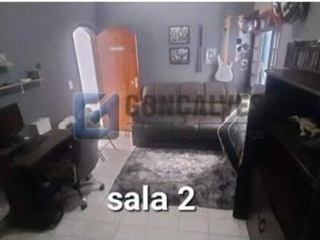 Sobrado residencial 3 dorms 1 suíte com 3 vagas | Cond. Maracanã, Santo André