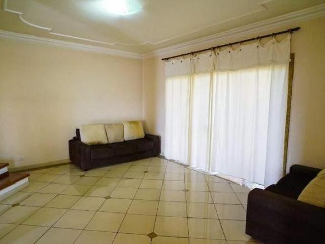 Sobrado Residencial 3 Dorms com 6 Vagas – Vila Vitória, Santo André | Aceita Financiamento
